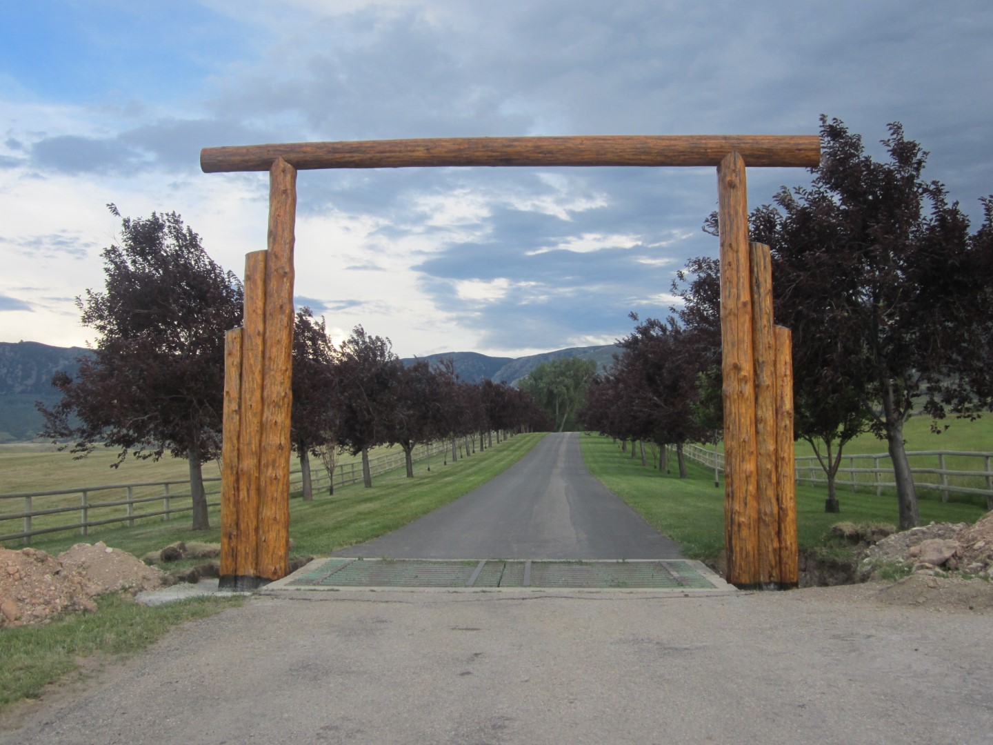 LOG & RECLAIMED TIMBER DETAILING – Heritage Woodworks